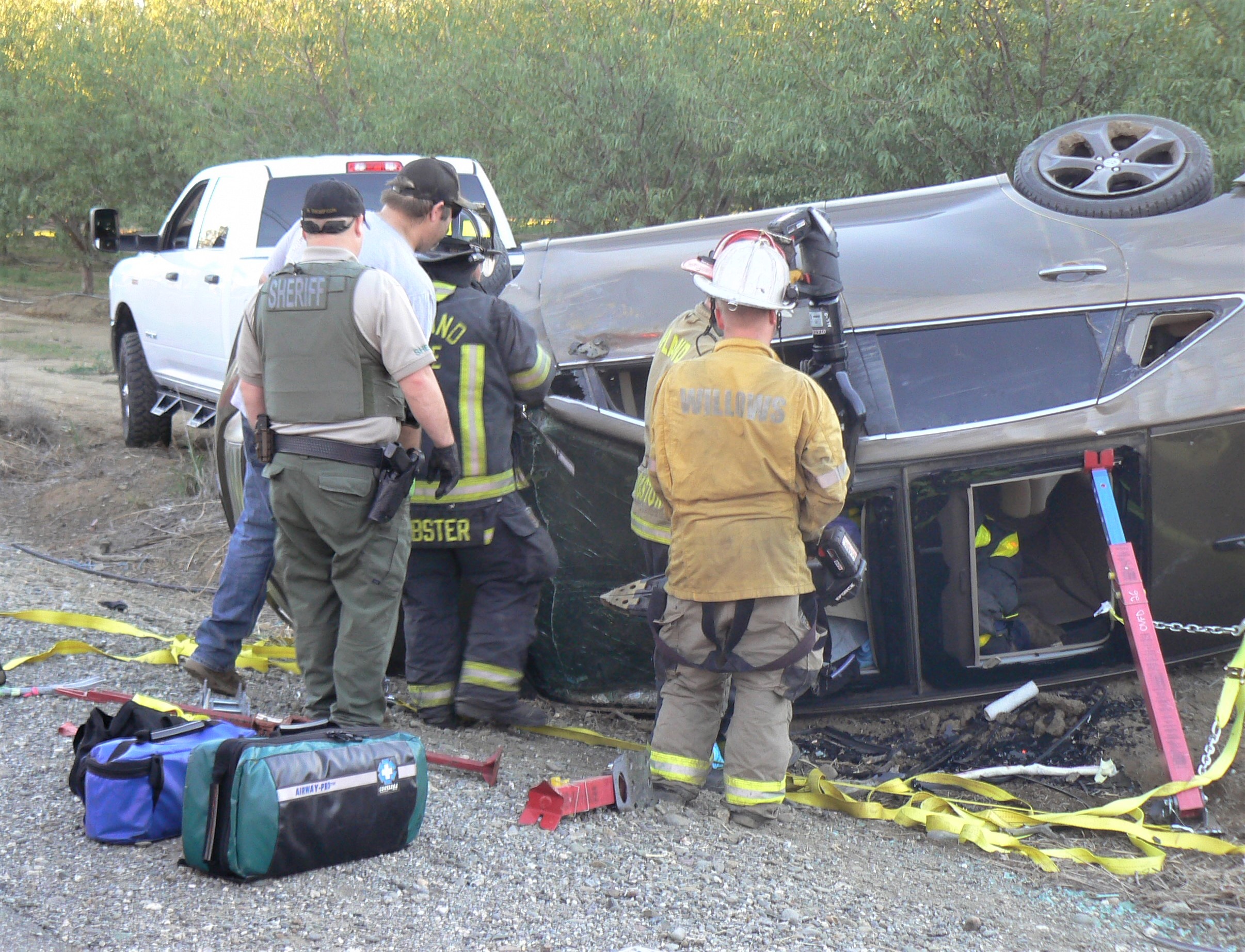 Hit and run crash causes rollover, injuries – The Glenn County Observer