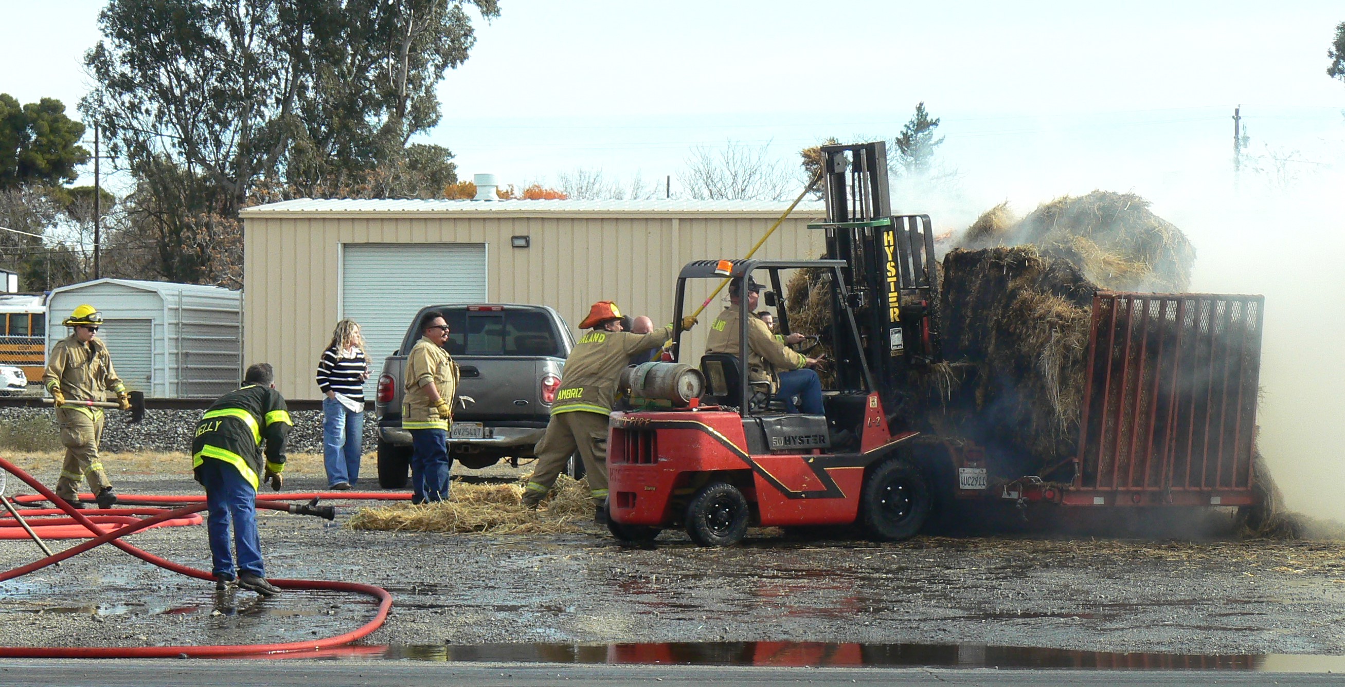 Load of hay burns in Orland – The Glenn County Observer